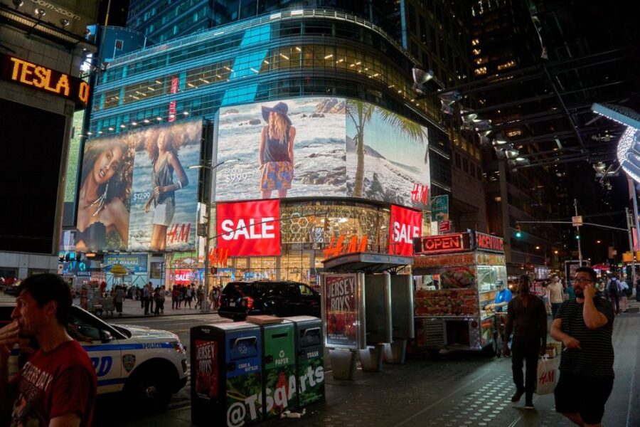 Pantallas LED: La Revolución Brillante en Comunicación Visual - VZZ ...